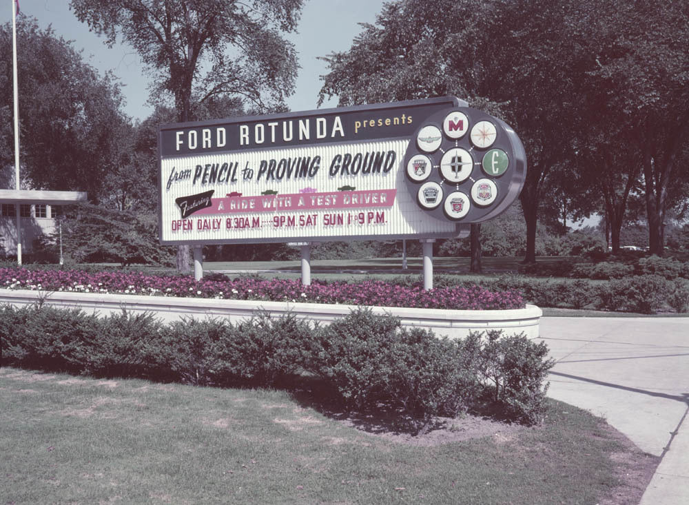1957 Ford Rotunda exterior sign 0401-1862 – Fordimages